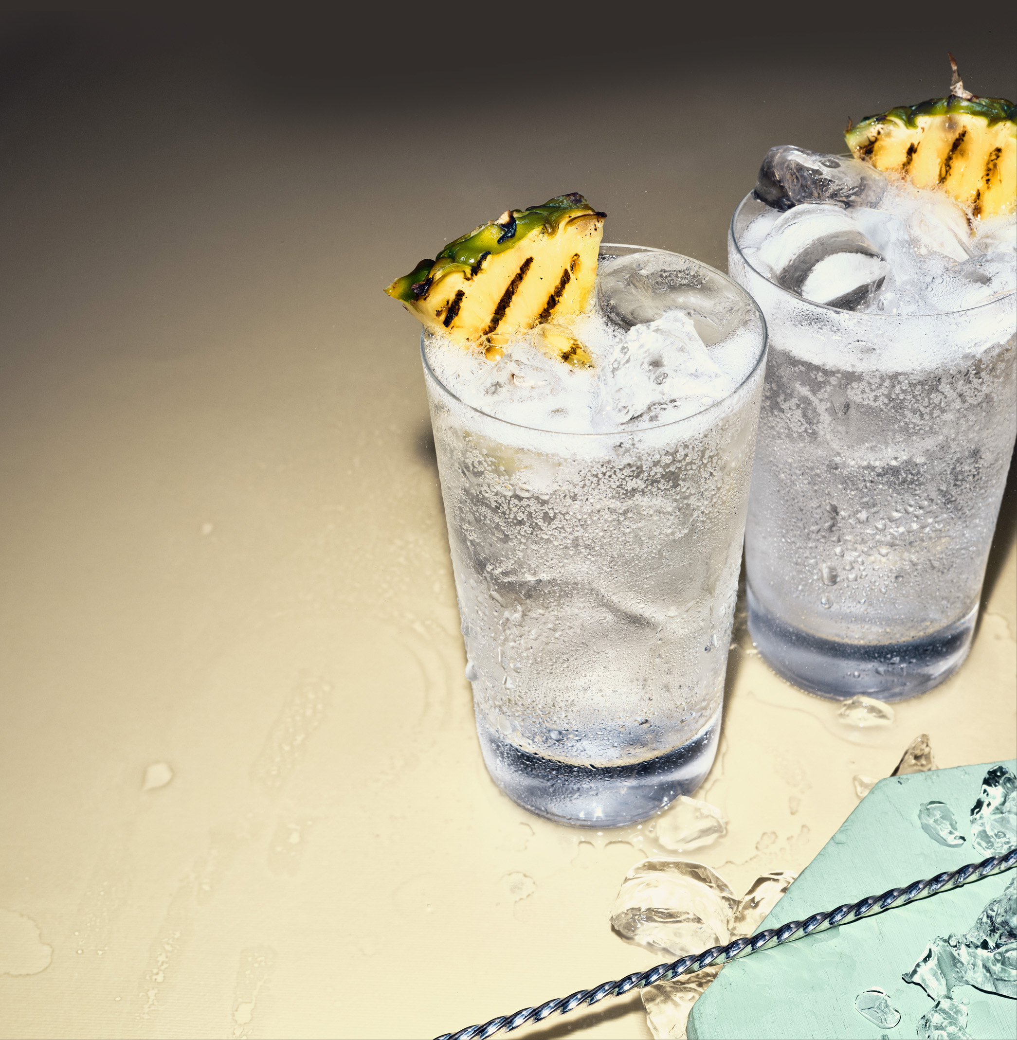 Pineapple and Chili Flavor - Absolut Nights Smoky Piña