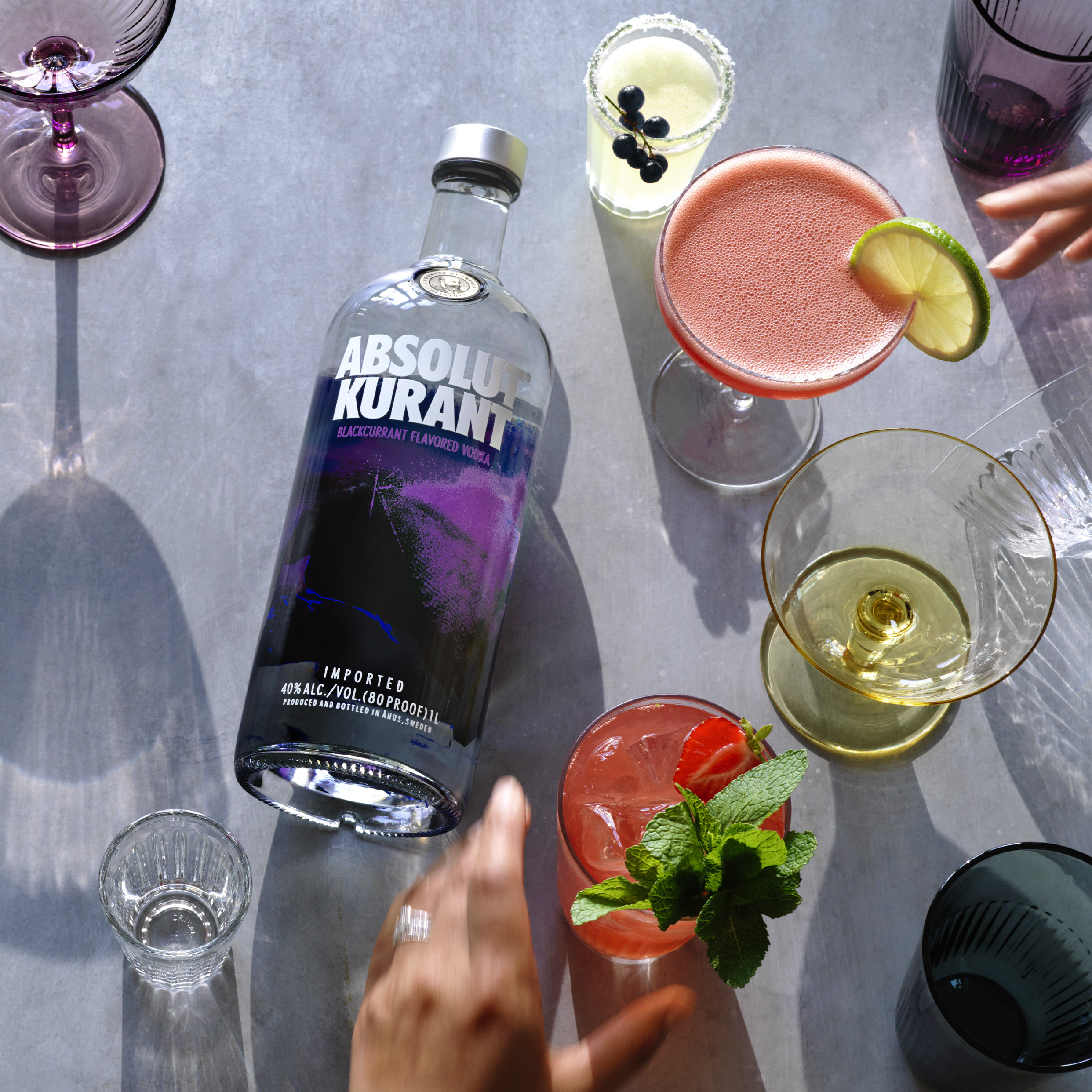 Black Currant Vodka - Absolut Kurant